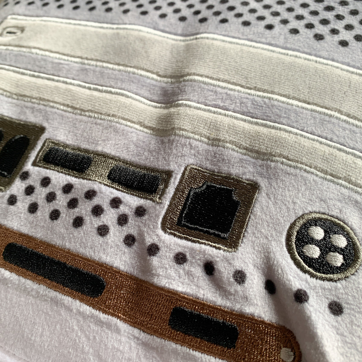 2000 Pillow – Throwboy